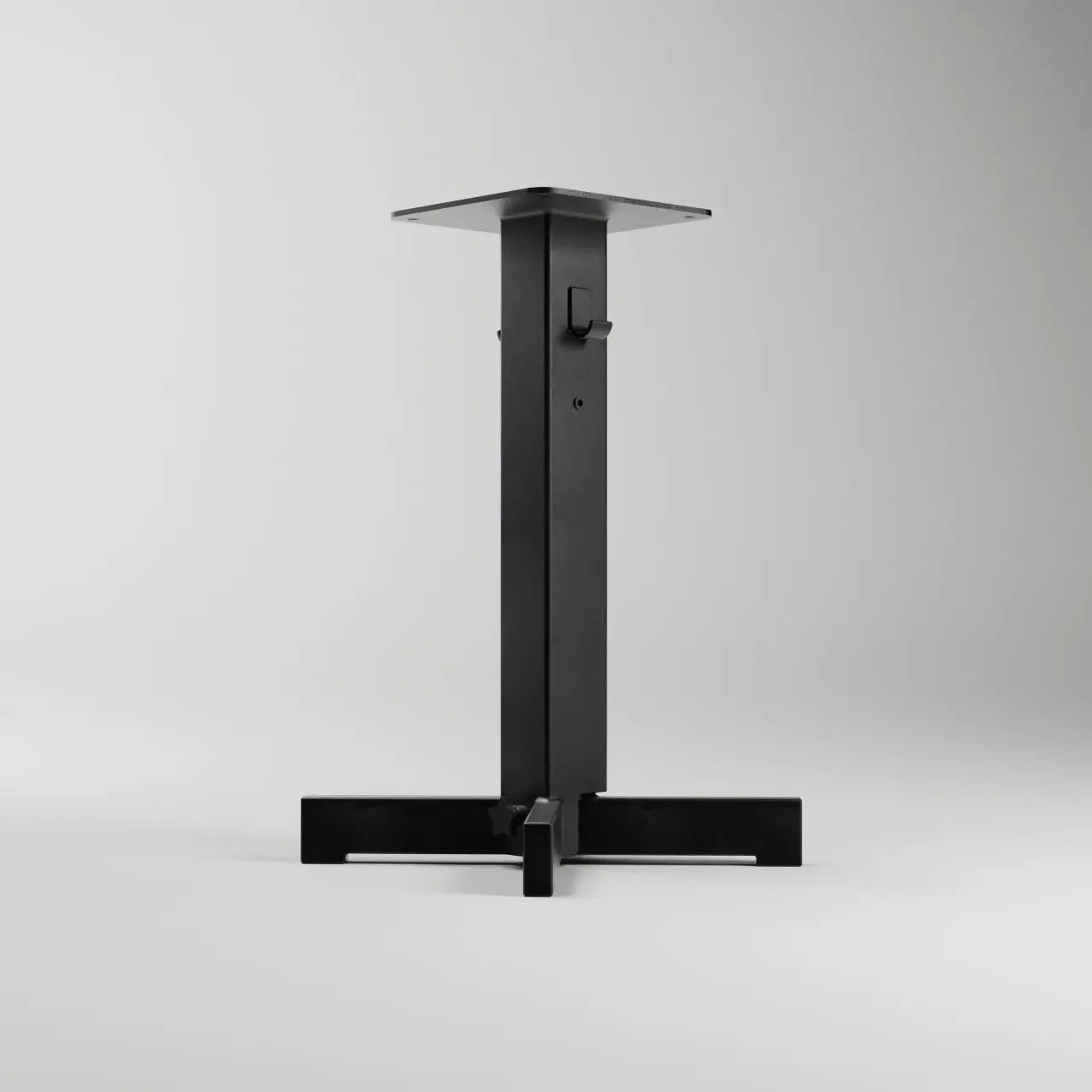 Self-stabilizing Restaurant and Bar Table Bases – Rockless Table